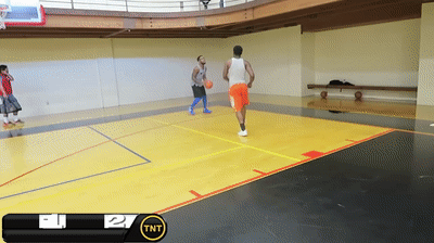 BIGGEST CHOKE EVER! 1 VS 1 Basketball BESTFRIENDS Challenge! Who Wins ...