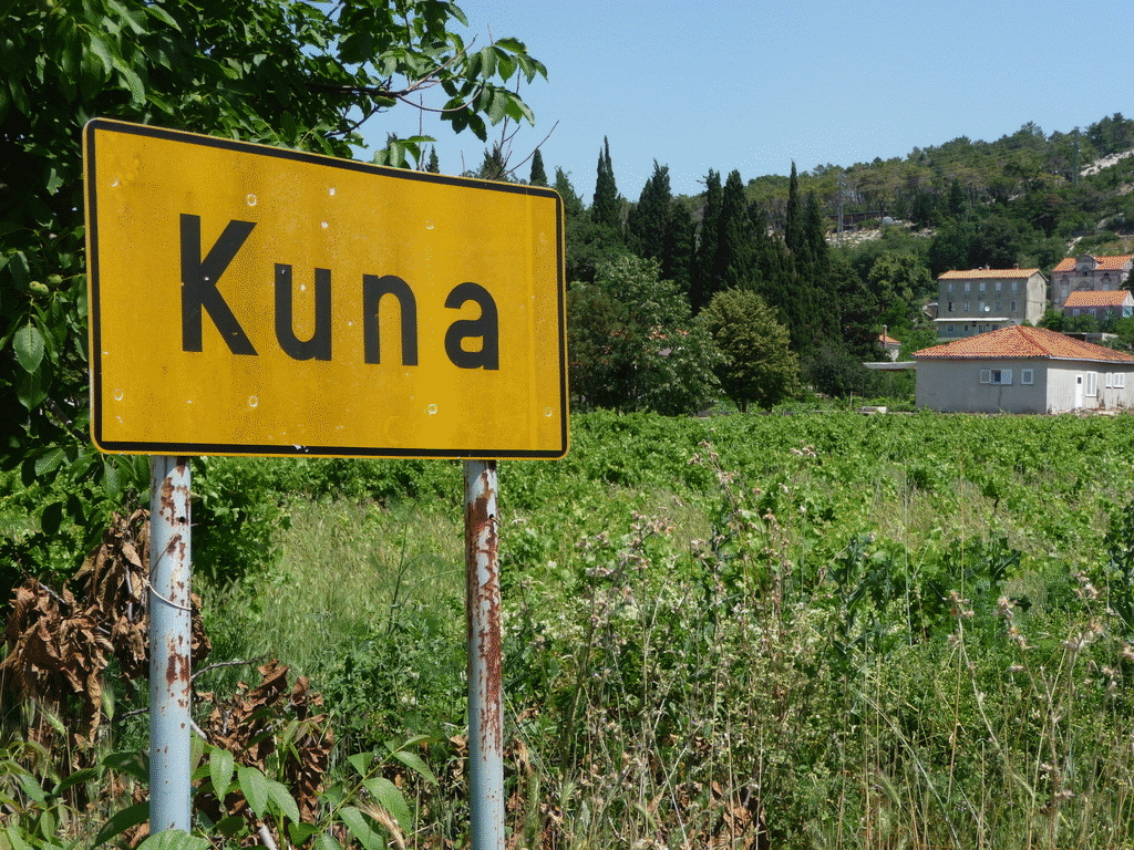 Kuna on Make a GIF