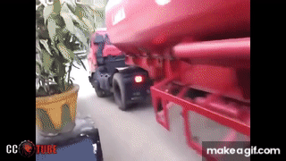 Amazing Trucks Driving Skills - Awesome Semi Trucks Drivers - Extreme ...