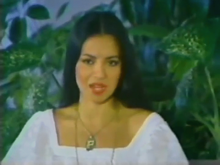 Perla - Mas Allá (Videoclipe Anos 80) on Make a GIF