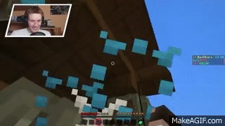 Duell voller Spannungen! Minecraft BEDWARS | DelayLP on Make a GIF