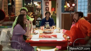 LA FAMILIA P LUCHE 2x20 El Dedotes on Make a GIF