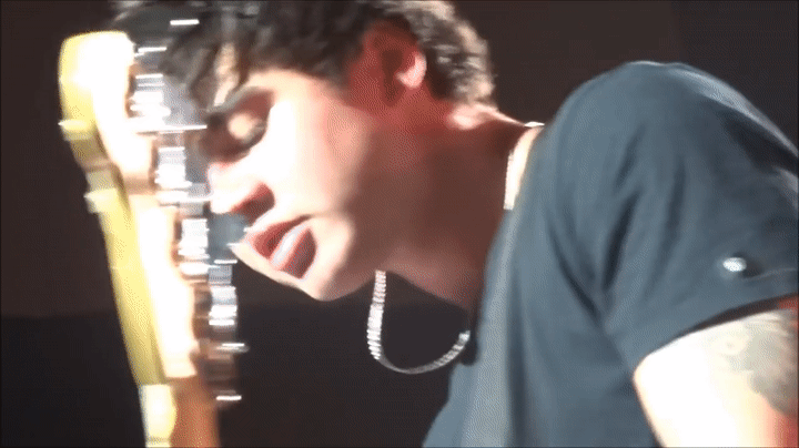 Disconnected - 5 Seconds Of Summer MADRID 11/6/2016 on Make a GIF