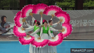 Buchaechum - Traditional Korean Dance on Make a GIF