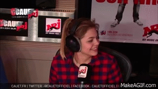 Louane fait des calins à tout le studio - C’Cauet sur NRJ on Make a GIF