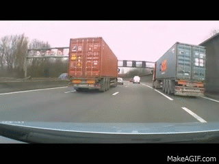 Golfkes vs big rig on Make a GIF