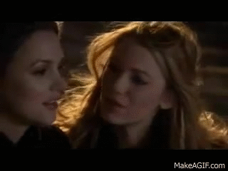 Gossip Girl 2x24 (Blair & Serena) on Make a GIF