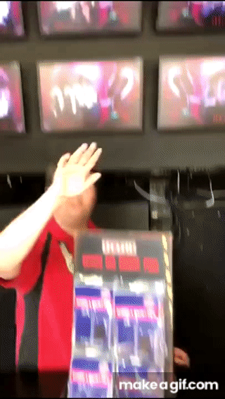 Amusement Park Employee Tries To Stop Customer From Filming His Ride ...