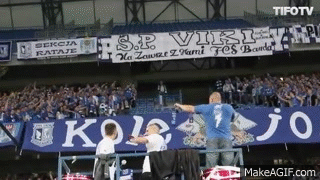 LECH POZNAN ULTRAS. .. INTERPLAY SINGING (OFFICIAL TIFOTV CLIP) on Make ...