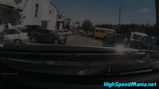 Top 10 WOMEN DRIVING FAILS! - [2014] on Make a GIF
