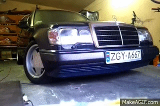 Mercedes W124 headlamp wipers on Make a GIF