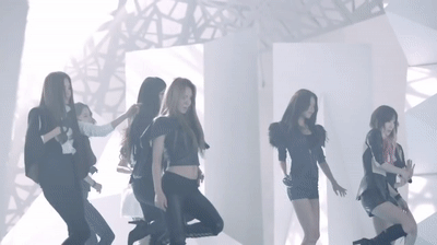 Girls' Generation no. 2 on Make a GIF