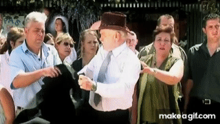 Robbie Wessels - Leeuloop on Make a GIF