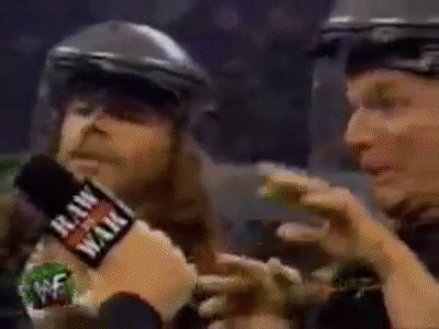 WWF RAW IS WAR: Shawn Michaels vs. Triple H (WWF European Championship ...