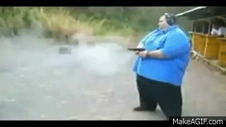 Fat Guy Shooting Try Not To Laugh Xd Fetter Typ Schießt Versuch Nicht