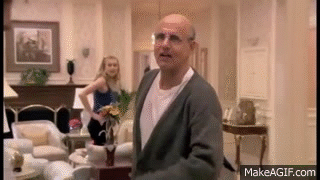 Arrested Development - Chicken Dance (Whole Family) on Make a GIF
