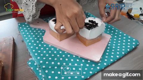 Resep Thai Tea Mini Cake Part 2, Cake Kecil dengan Topping yang Tumpah ...