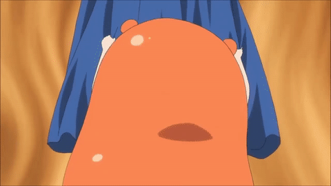 Himouto! Umaru-chan - Umaru Climbs at Kirie on Make a GIF