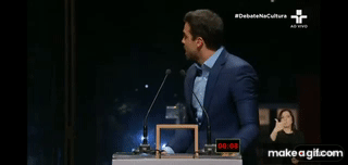 DATENA DA UMA CADEIRADA EM PABLO MARÇAL EM DEBATE on Make a GIF