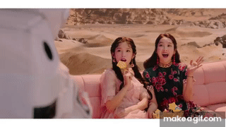 [MV] OH MY GIRL(오마이걸) _ Remember Me(불꽃놀이) on Make a GIF