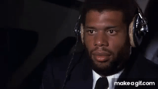 Kareem Abdul-Jabbar cameo appearance in Airplane (1980) on Make a GIF