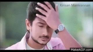 Santhanam Intro in Oru kal Oru kannadi - HD on Make a GIF